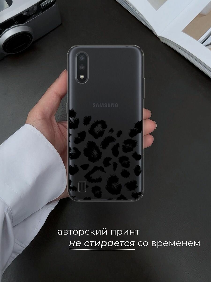 Чехол на Samsung Galaxy A01 / Самсунг Гэлакси А01 с принтом "Окрас леопарда фон черный", прозрачный — фото 1