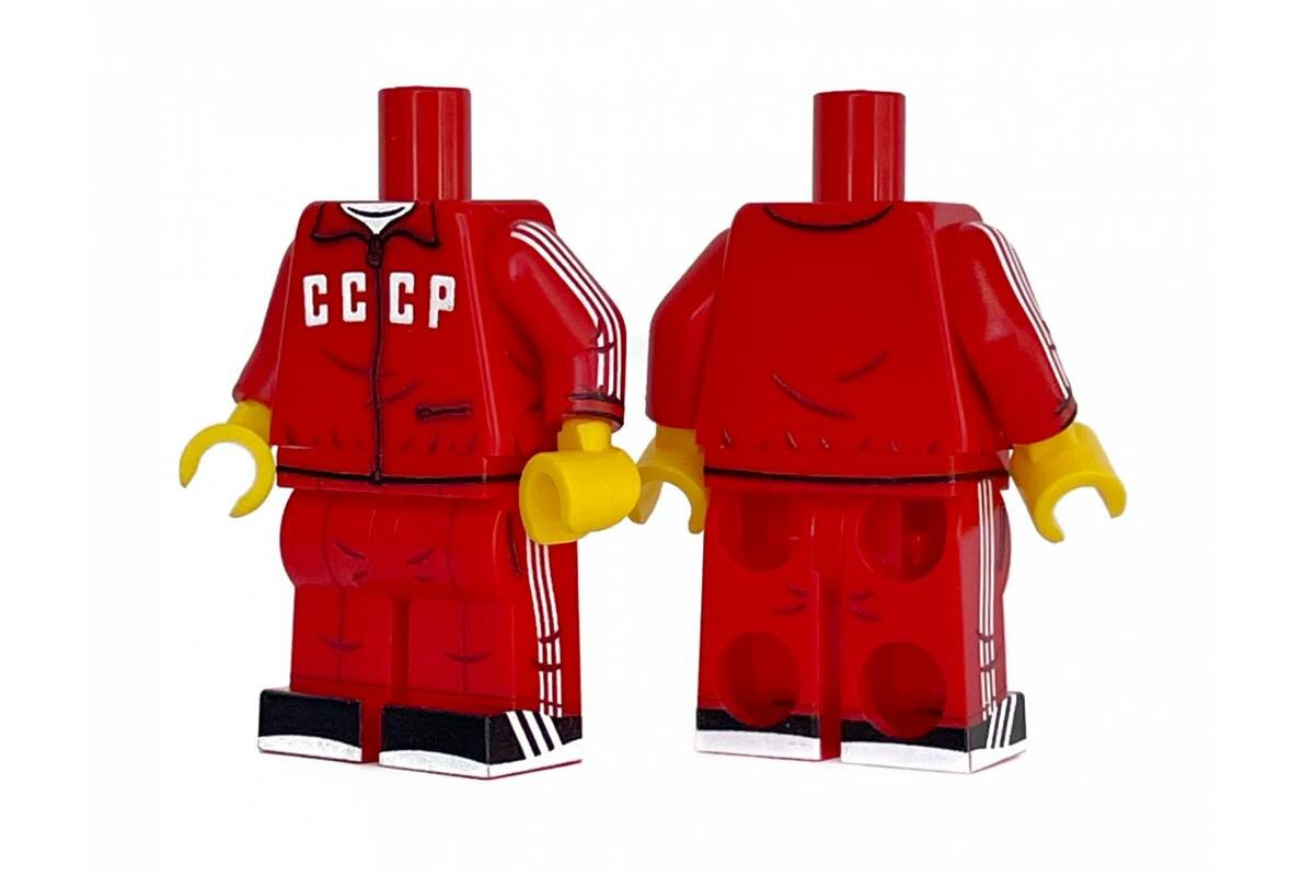 Минифигурка коллекционная совместимая с лего с эксклюзивным принтом Спортивная Гимнастерка СССР, красная- тело для минифигурки