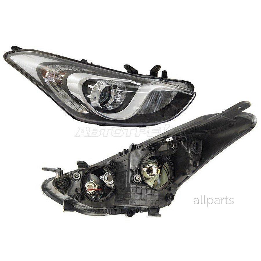 SAT ST-221-1161R Фара Hyundai i30 11-17 (Спереди/ Справа)