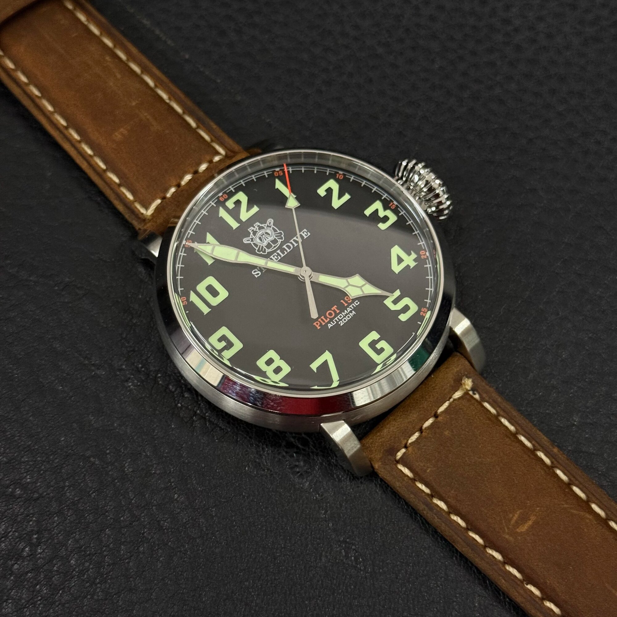 Наручные часы