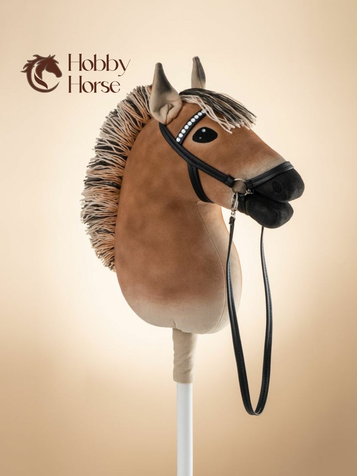 Хоббихорс, лошадь на палке