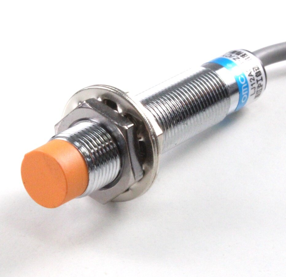 LJ12A3-4-Z/CY, Индуктивный датчик приближения, (0-4 мм, PNP, NO/NC, 6-36VDC, 2x200mA)