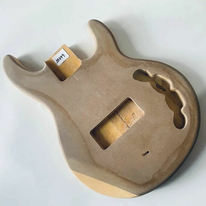 JB649: Корпус бас-гитары в стиле Musicman. Массив липы с многослойной фанерой, для правшей (апгрейд)