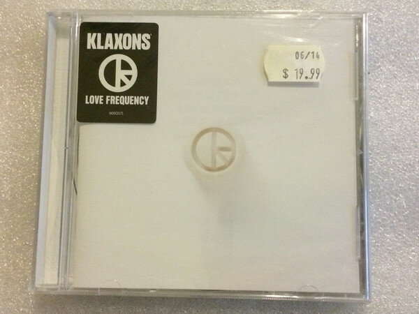 Компакт-диск Klaxons - Love Frequency (1 CD) — фото 1