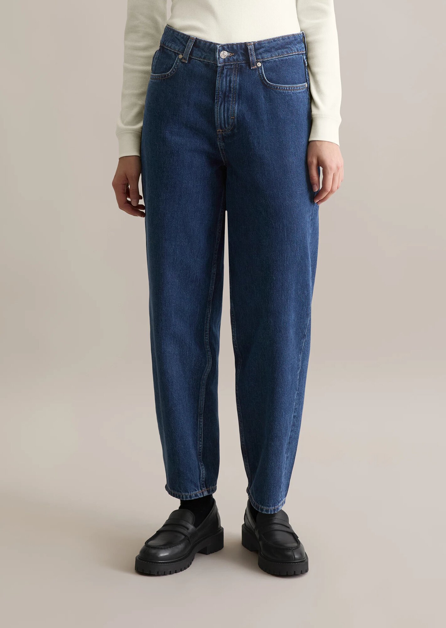 Джинсы бананы 