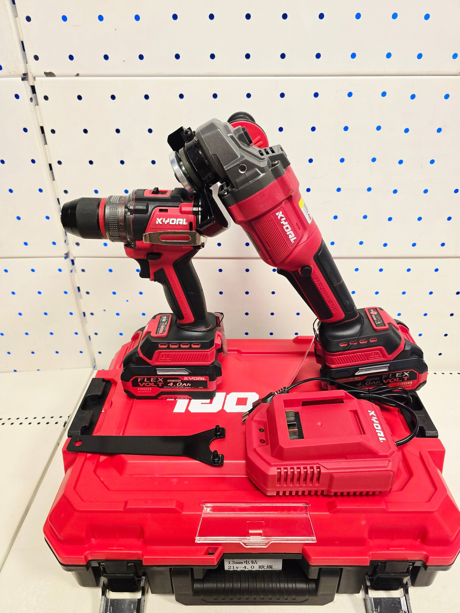 Аккумуляторный комбо-набор Kyoal 01-125+6065, ушм-болгарка +дрель-шуруповерт, 21В, 2x4Ач, кейс