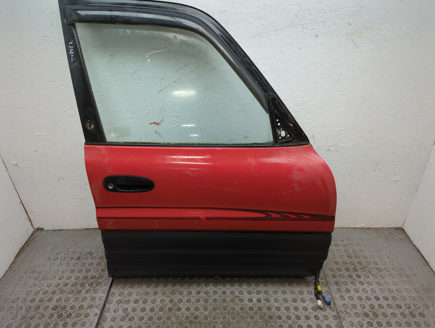 Дверь боковая (легковая) правая передняя Toyota RAV 4 Б/У