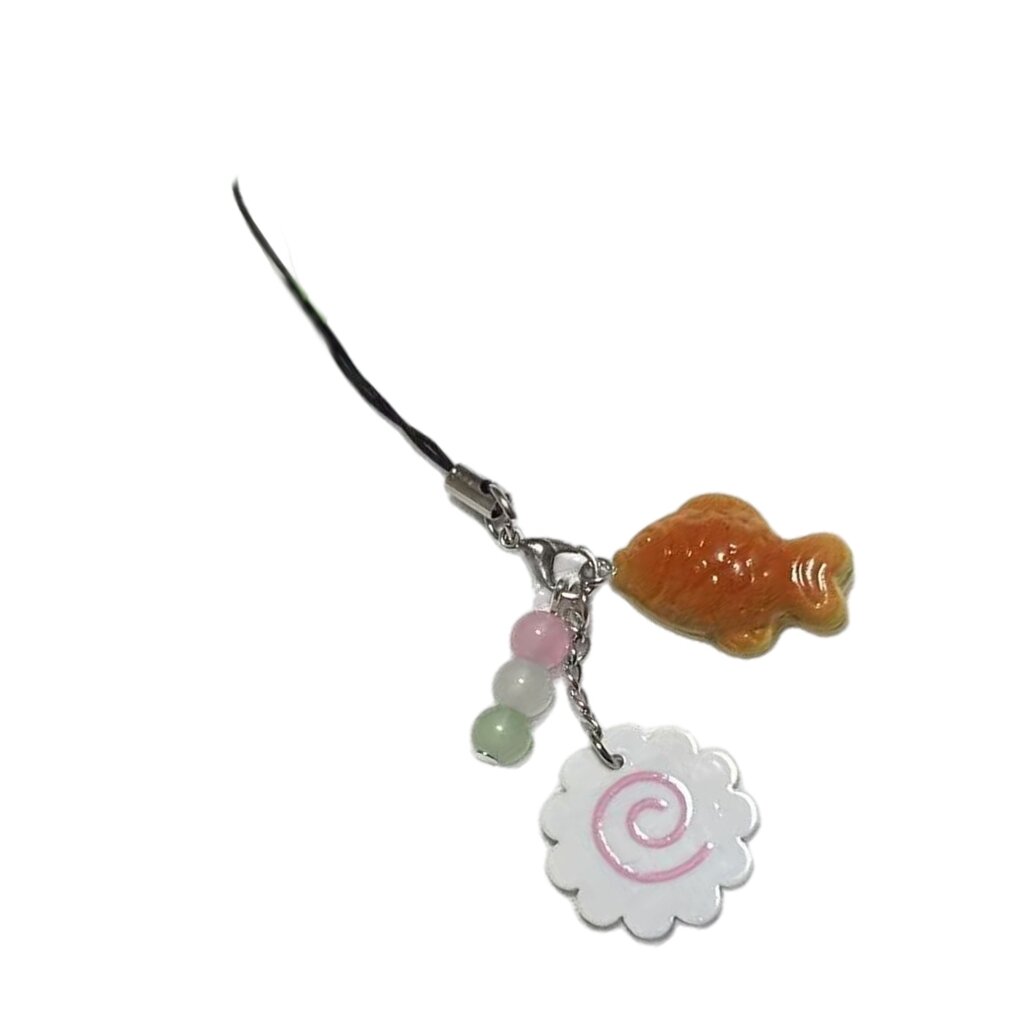 Подвеска в виде рыбьей доски с сердечком из бисера