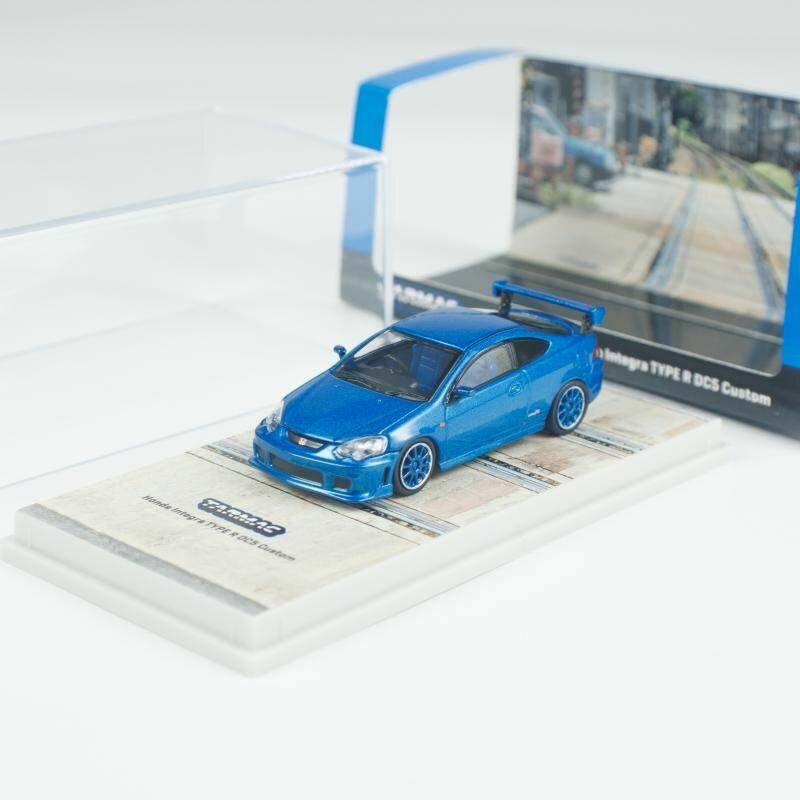 Машинка Tarmac Works TW 1:64 Honda Integra TYPE R DC5 Custom Blue Metallic T64R-TL022-BL Die-cast Alloy Car Model Collection Toy Gift