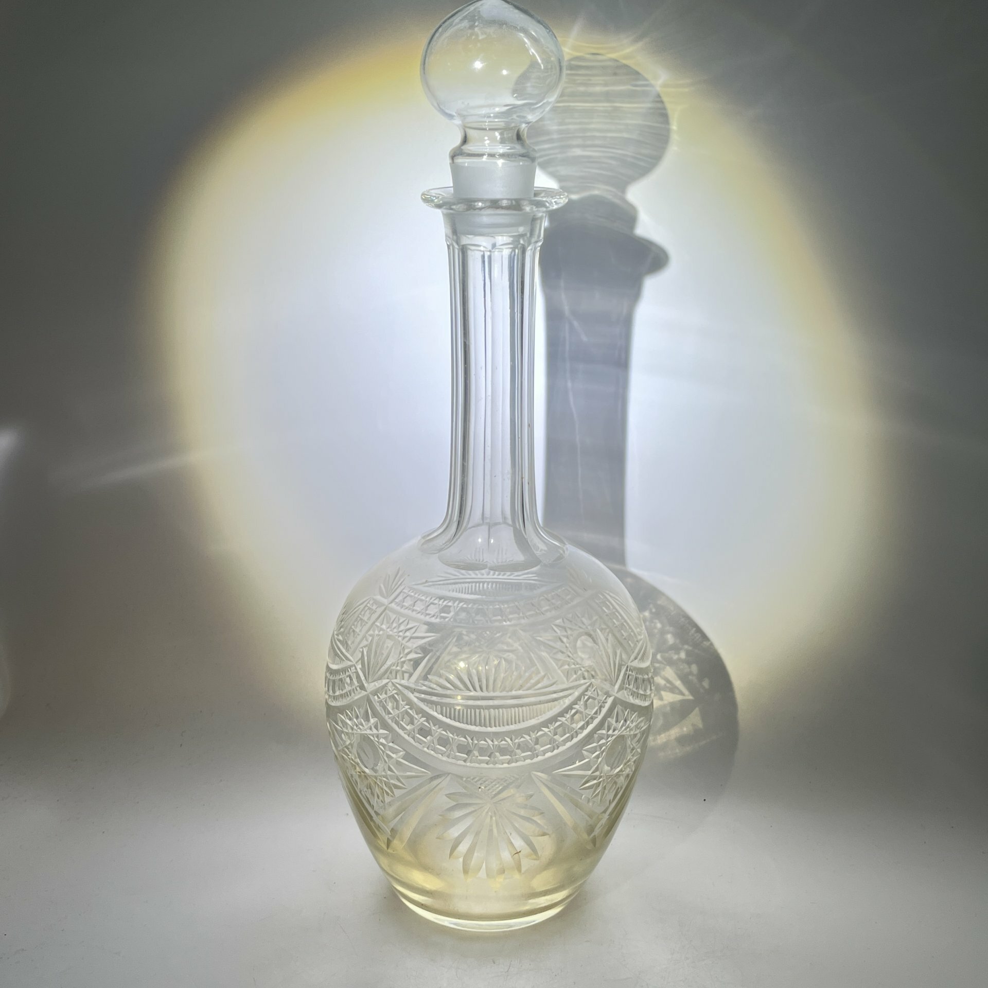 Графин с резным геометрическим декором (крышка подбор), стекло, алмазная грань