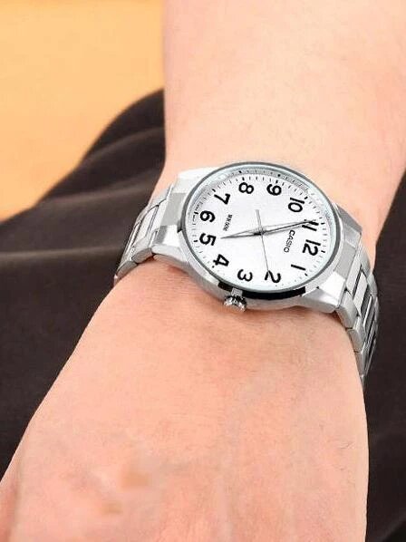 Наручные часы CASIO Collection, белый — фото 1