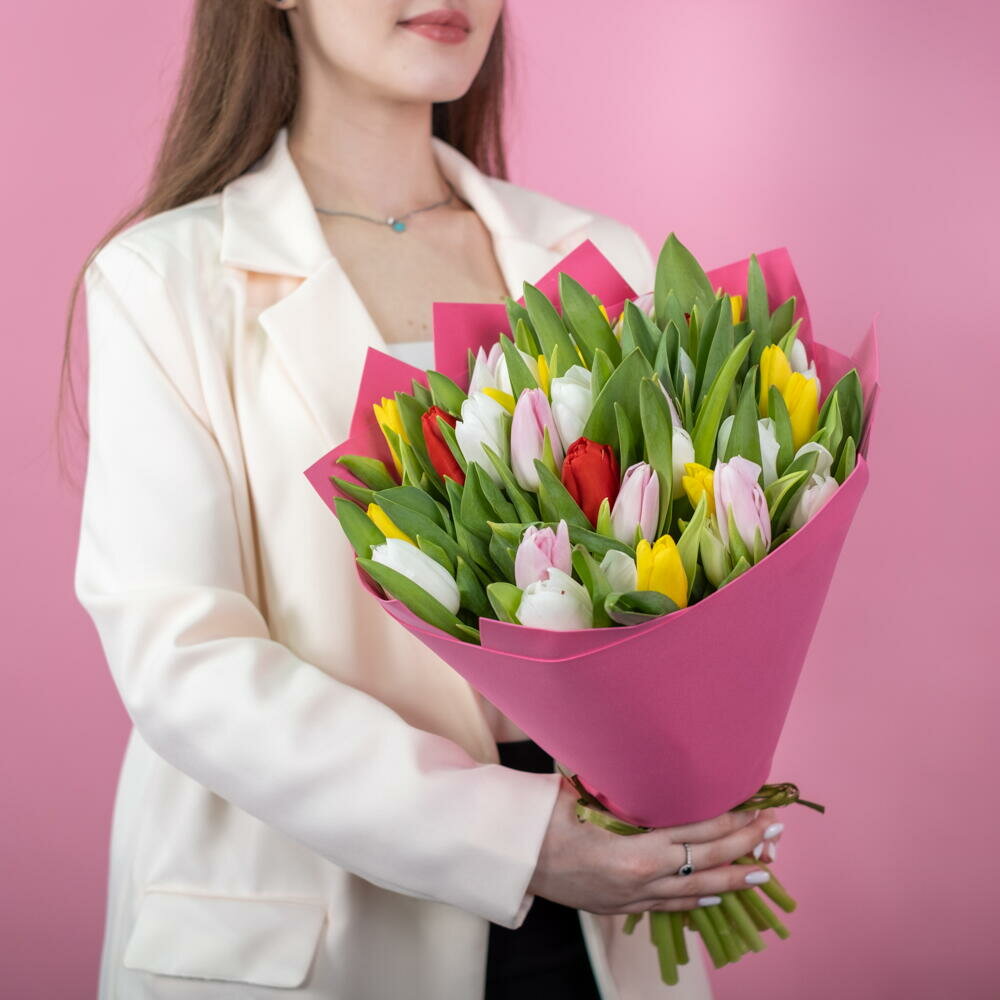 Букет DIVAFLORA "Тюльпаны", живые цветы, высота 50 см,35 шт, микс разноцветные