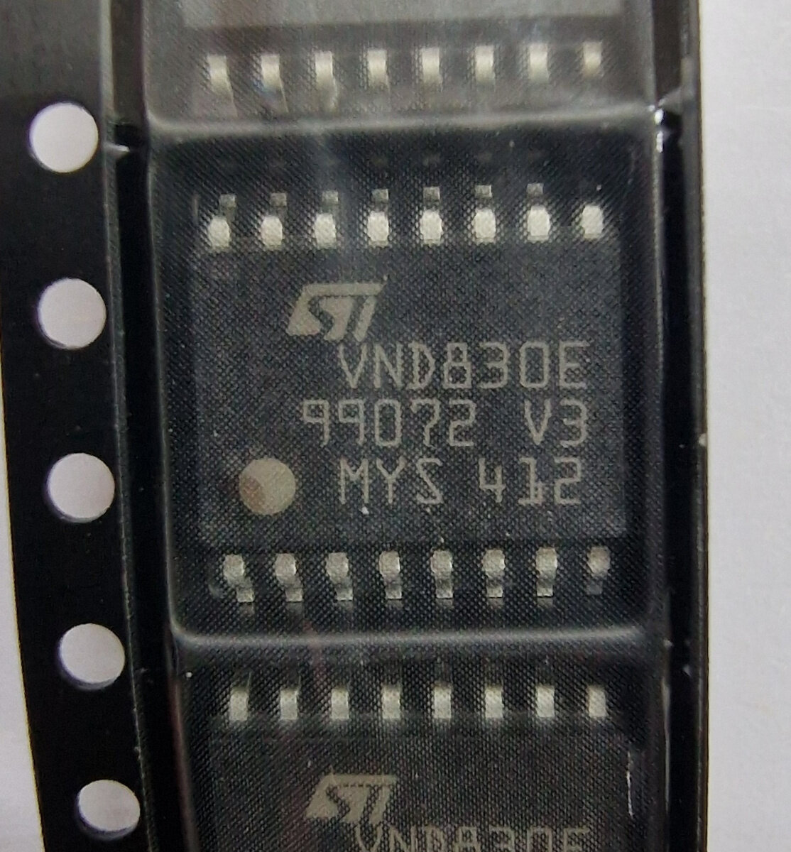 Микросхема VND830E