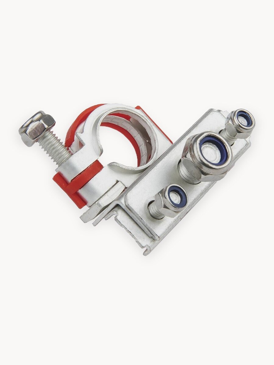 Клемма аккумуляторная автомобильная трехконтактная на плюс "+" для иномарок и автомобилей ВАЗ Лада Веста Икс Рей Ларгус Рено Дастер / Vesta X-Ray Largus Renault Duster