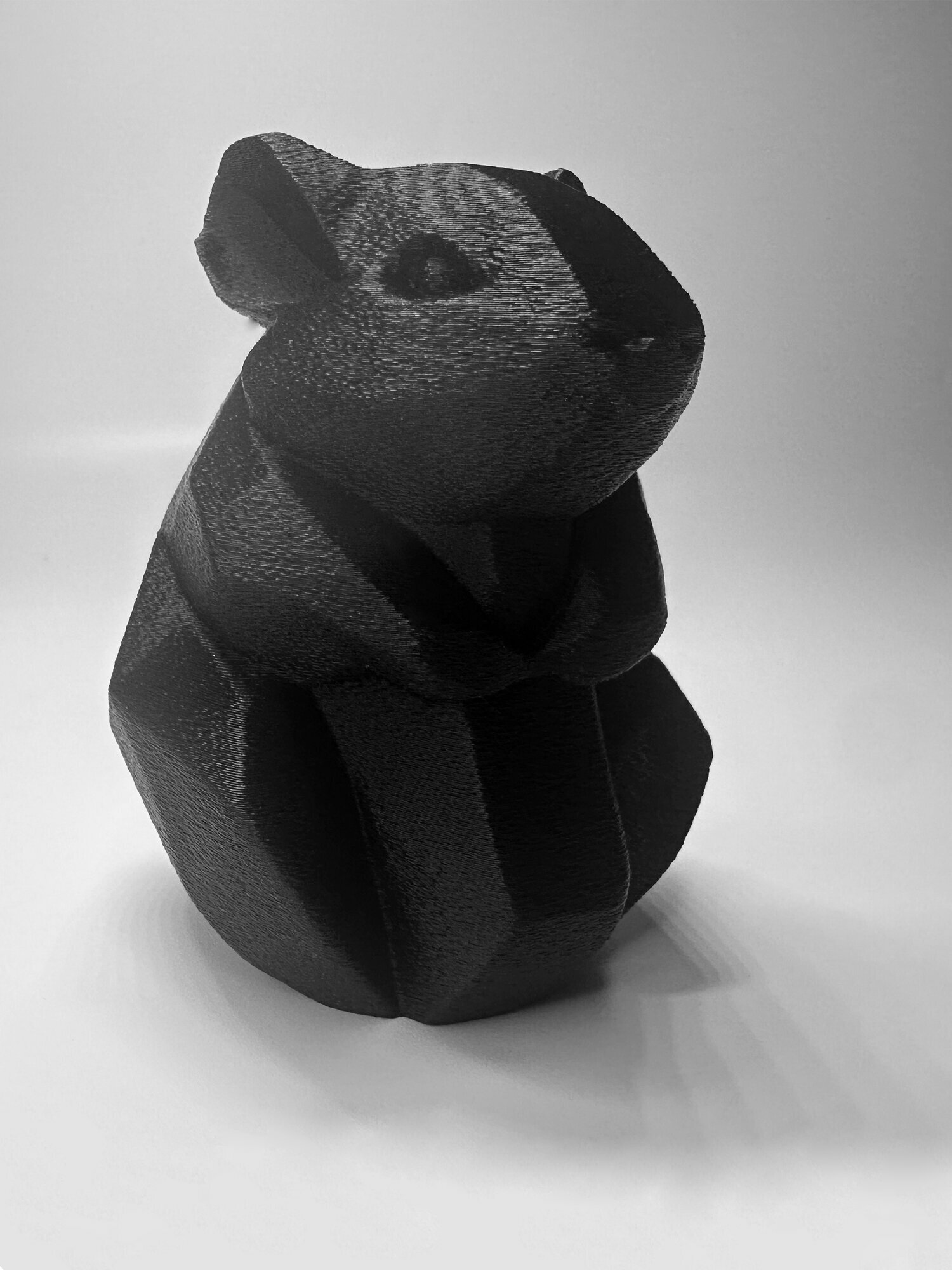 Статуэтка "Хомяк", минимализм, пластик, 8.7x7.8x10 см, черная