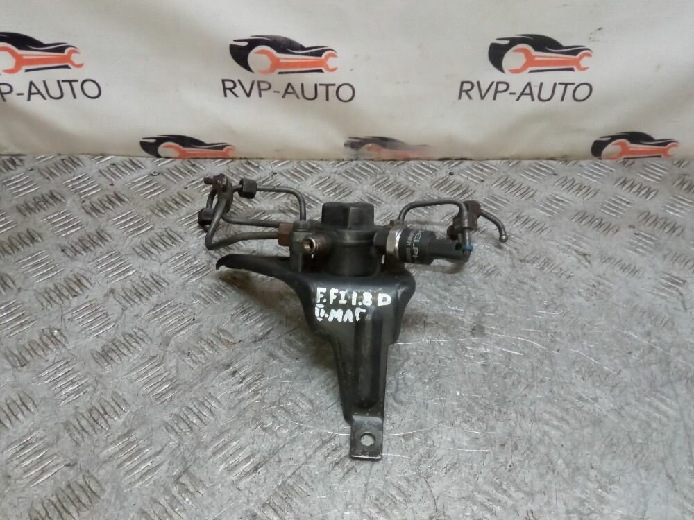 Дозатор распределитель топлива Ford Focus 1 1.8D 1334946