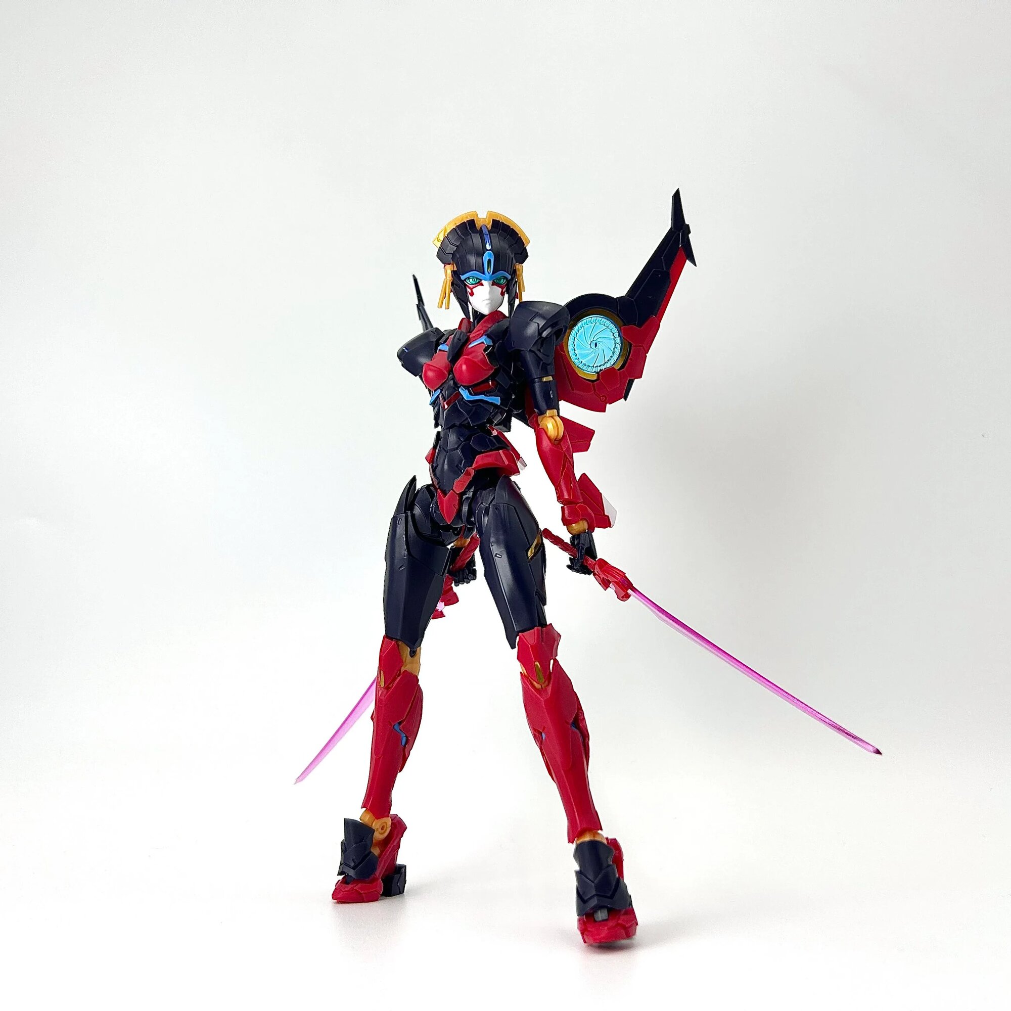 Трансформеры робот, Transformers /Windblade, Собранная модель/LMB-MD004