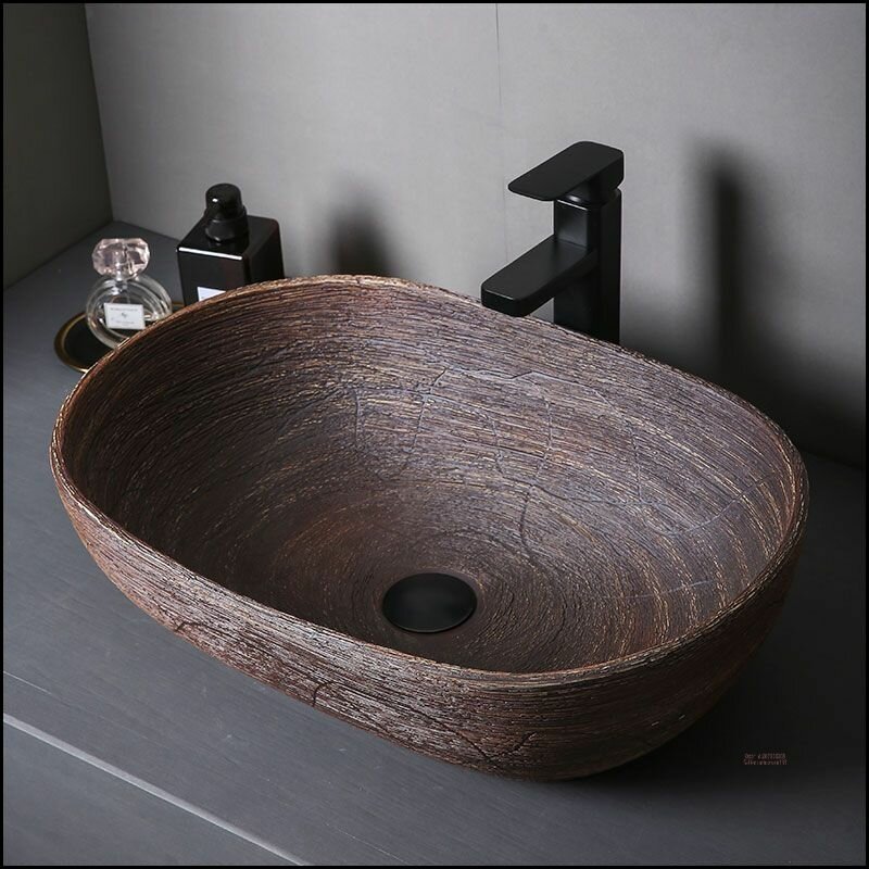 Керамическая раковина под дерево с эффектом зернистости стильная и практичная для кухни и ванной