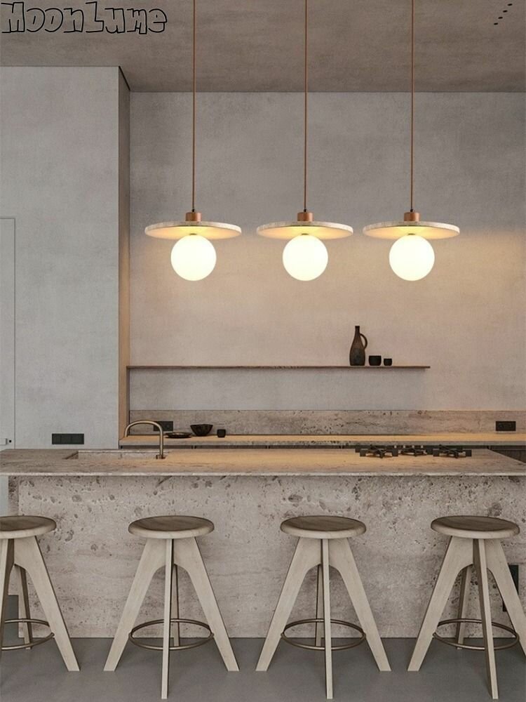 Креативная люстра из натурального камня