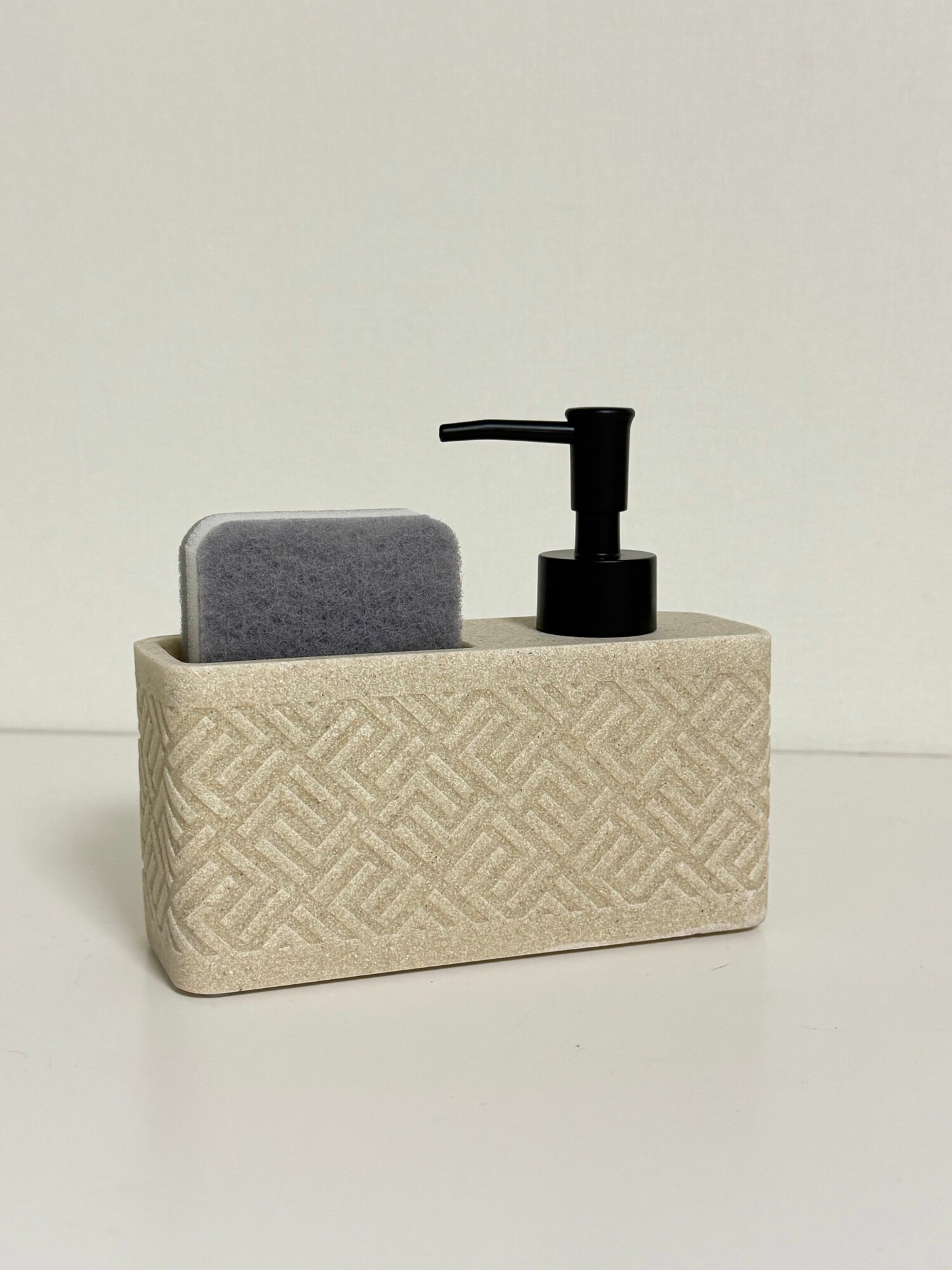 Дозатор для моющего средства на кухню , диспенсер для мыла с губкой, рельефный бежевый