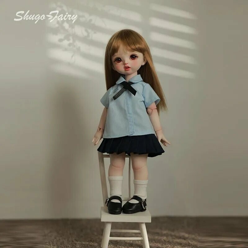 BJD Кукла 1/6 Lilliella в летней черной плиссированной юбке из смолы