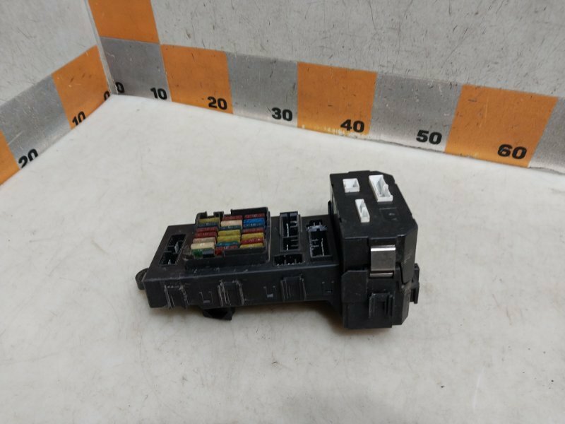 Б/У Блок предохранителей Kia Clarus 2000 460155 Hyundai-KIA арт. 0K9AC67560B