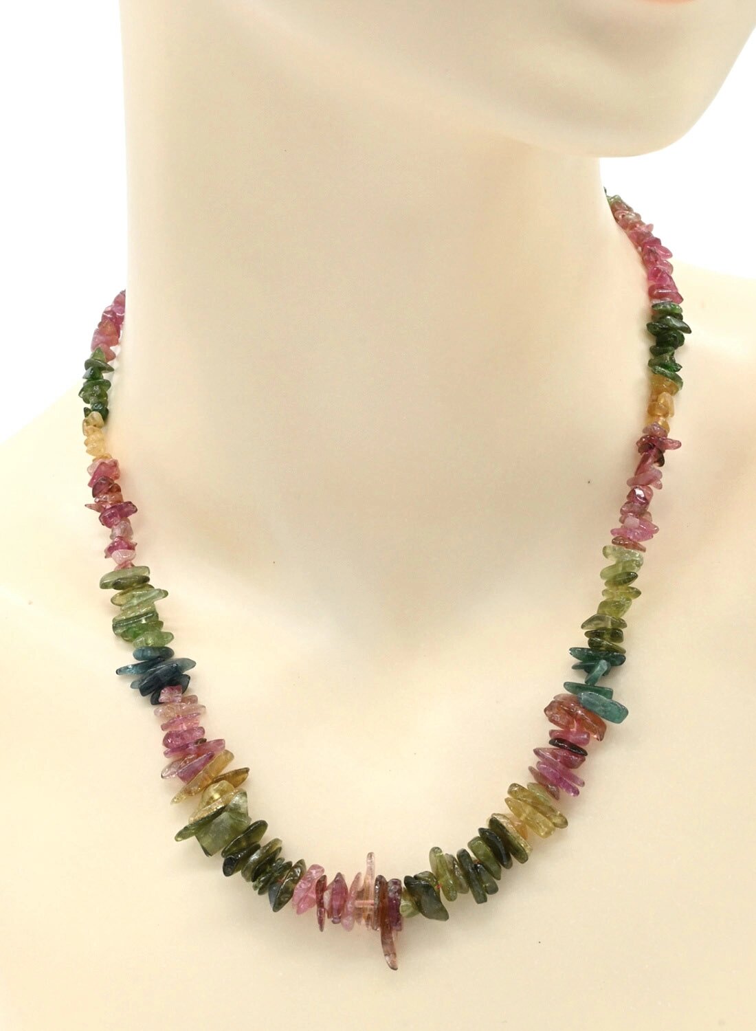 Бусы, турмалин