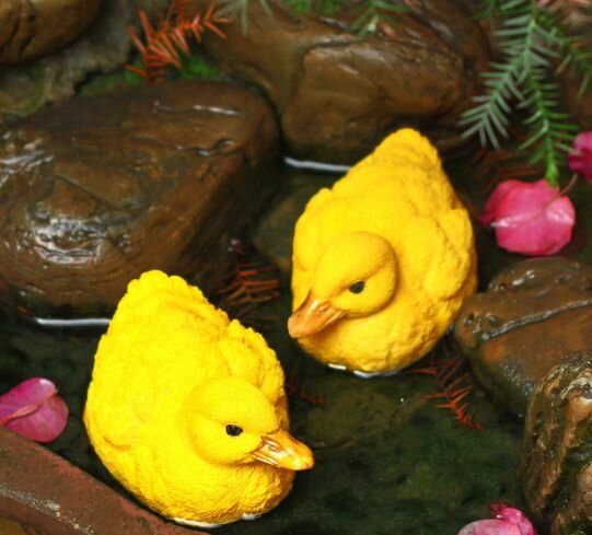 Фигурка садовая