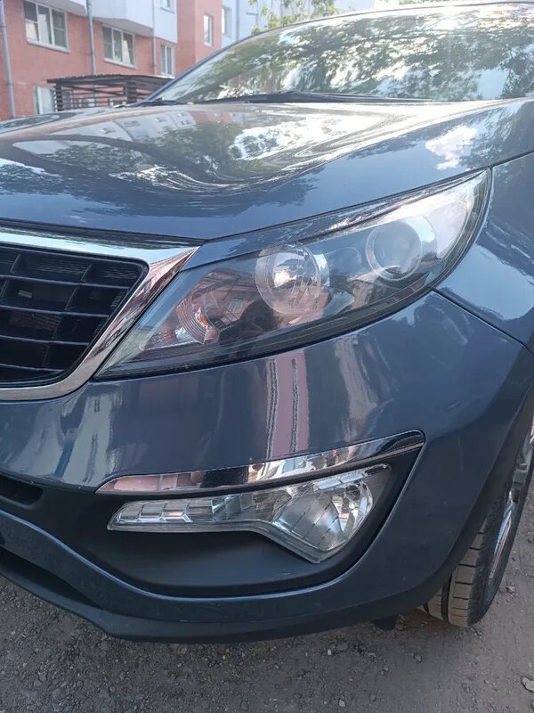 Накладки на передние фары (реснички) Kia Sportage III 2010-2015