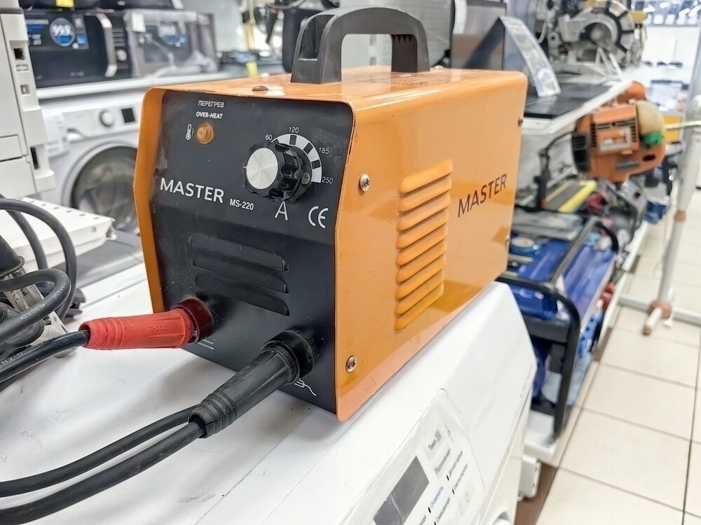 Инверторный сварочный аппарат Master MS-220 Б/У уценка