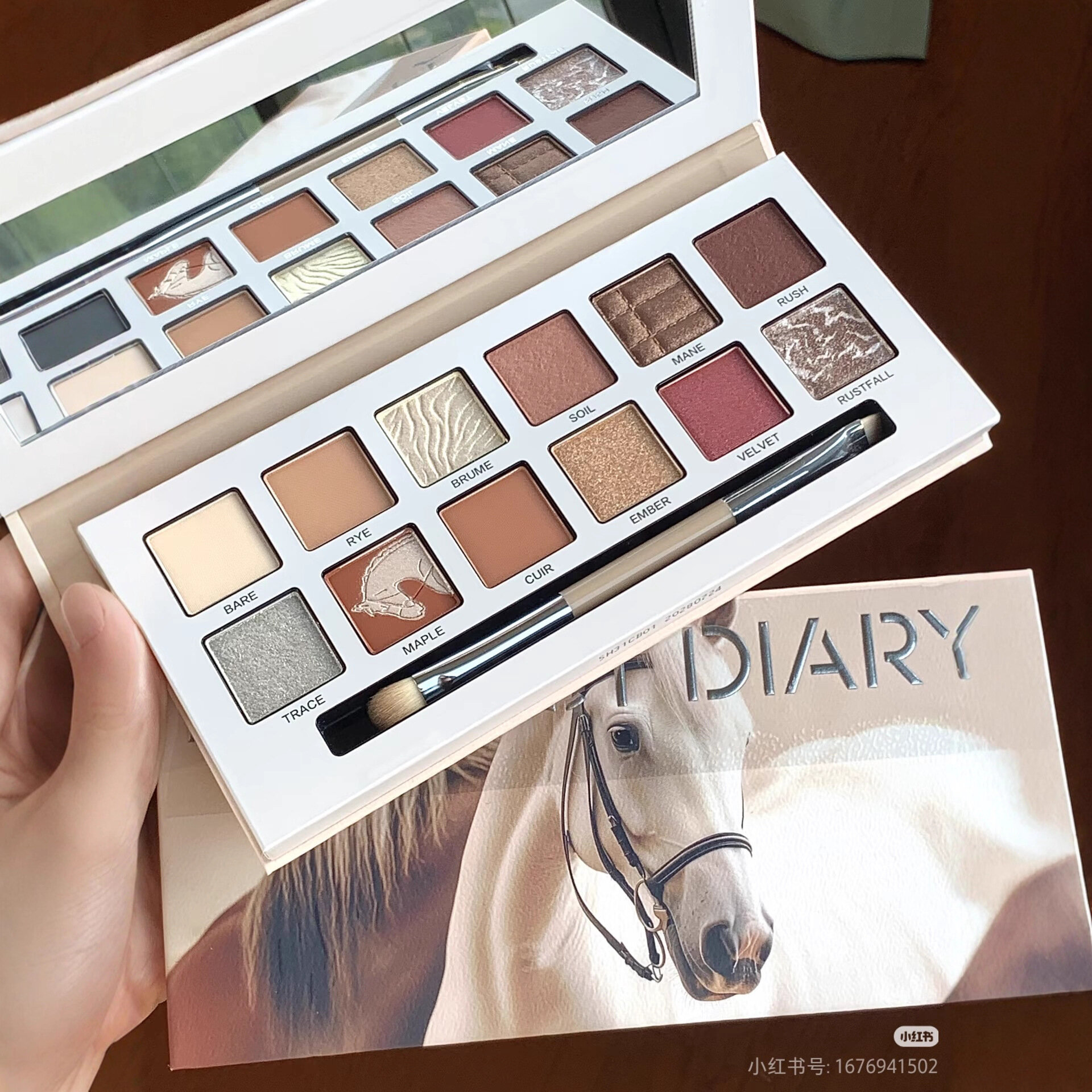 Двенадцать цветов палитры теней для век с животными, земляные цвета, поросенок, красный лис, кошка, настоящий золотой тигр, новинка