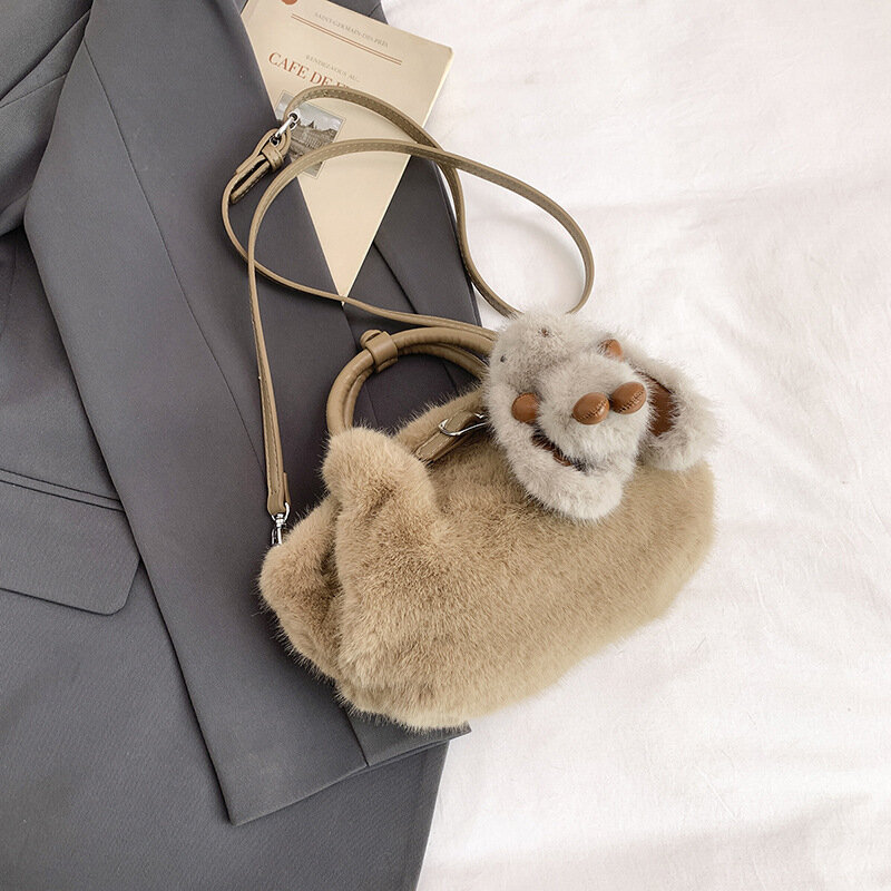 Меховая сумка для женщин 2025 года, новая осенне-зимняя модная универсальная сумка через плечо, сумка из овечьей шерсти, маленькая сумка-тоут