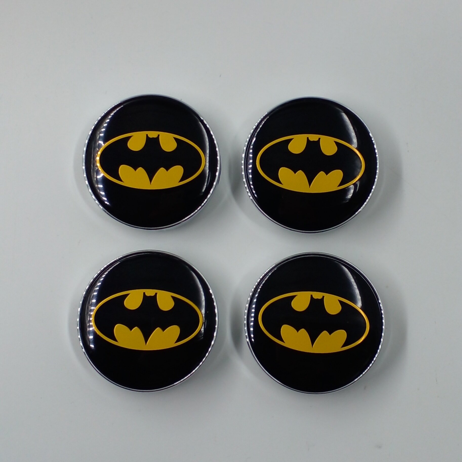Колпачки заглушки на литые диски с логотипом Batman 60 мм 4 шт