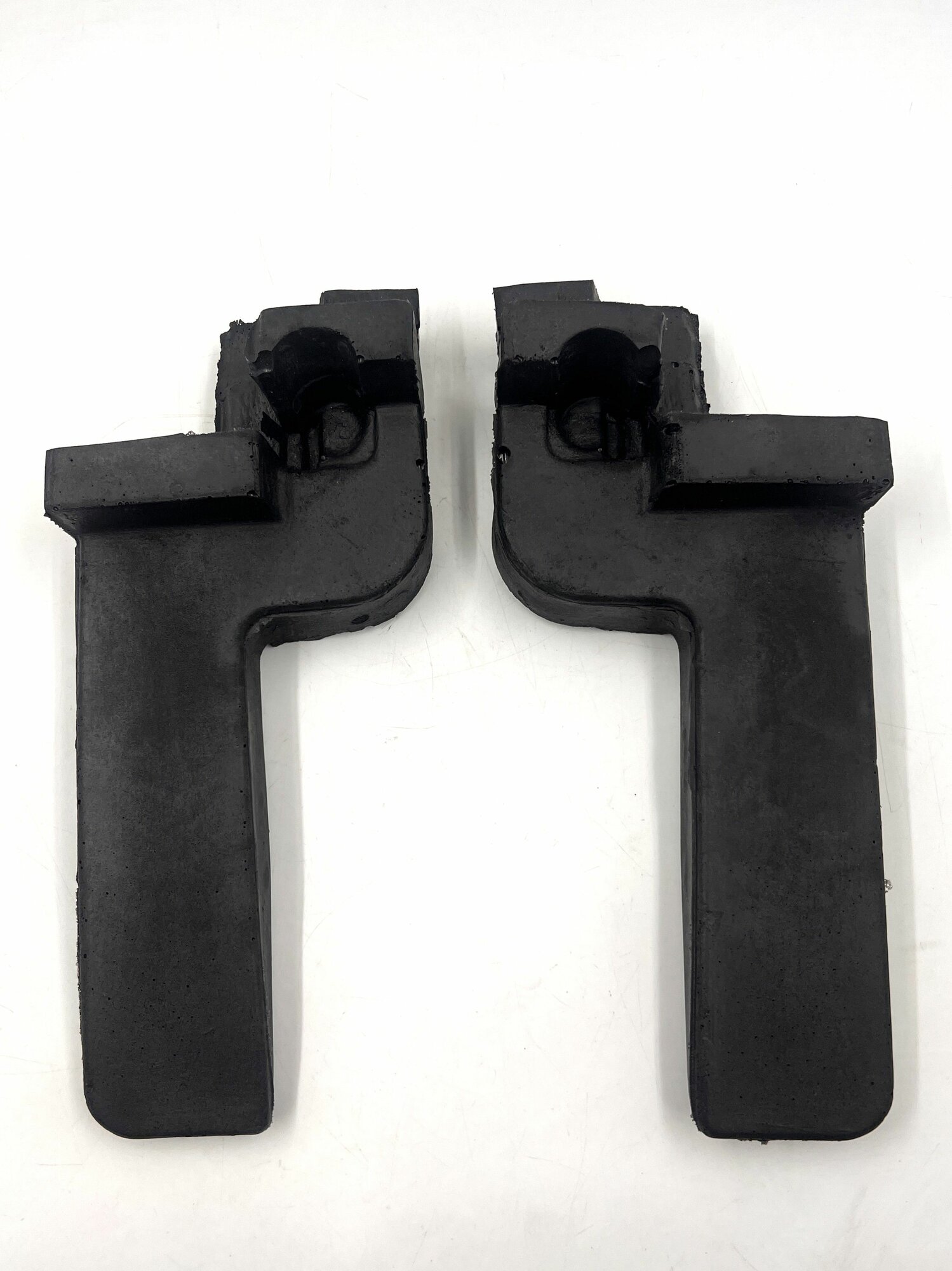 Уплотнитель-буфер капота 2 шт подходит для Лада Гранта, Гранта FL, Калина-2