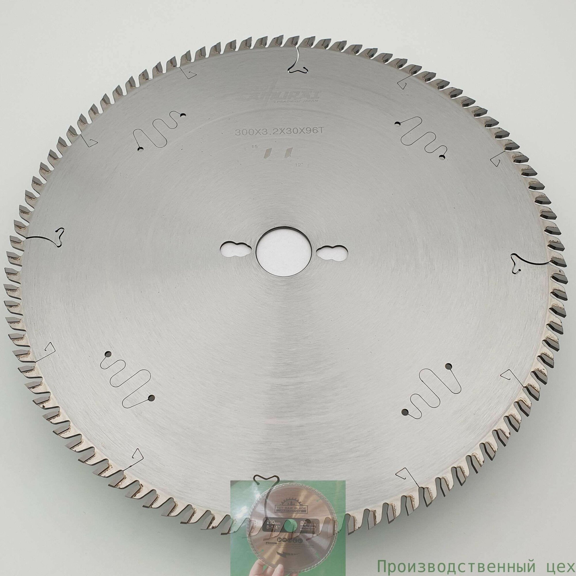 Диск пильный 300x3.2/2.2x30 z96 ST3 по ЛДСП МДФ для форматно-раскроечного станка RED SAMURAI