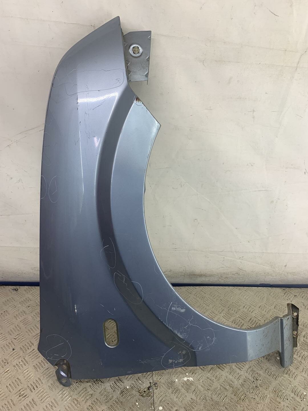 Крыло переднее правое Ford Fusion рест. 2006