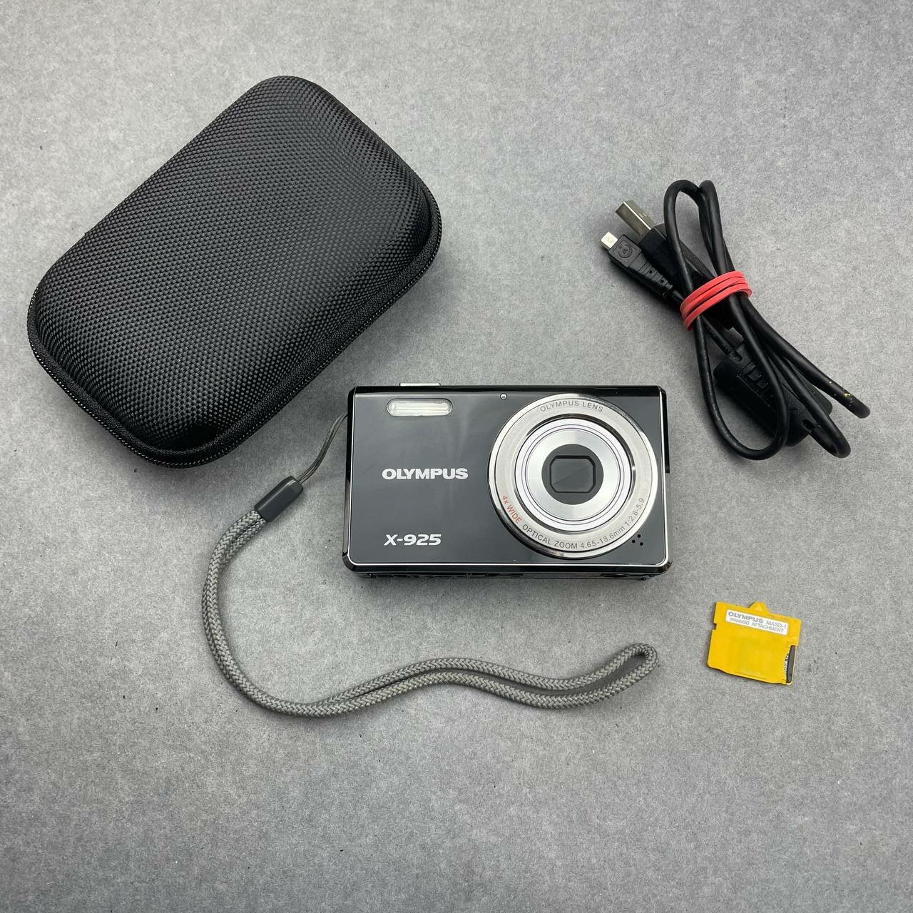 Цифровой компактный фотоаппарат Olympus X-925