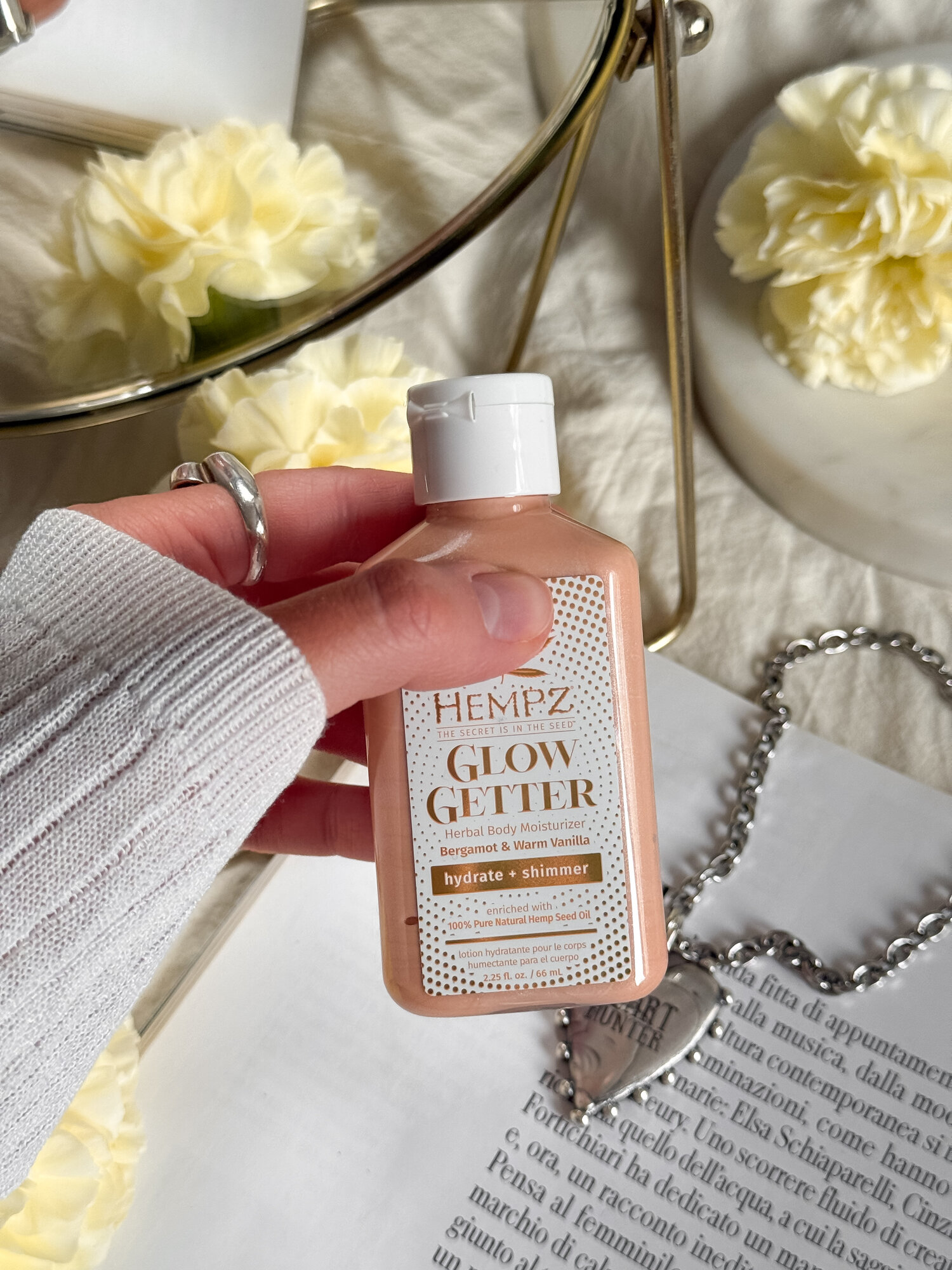 HEMPZ Glow Glitter. Бергамот, ваниль. Увлажняющее молочко для тела 66мл. Мини формат.