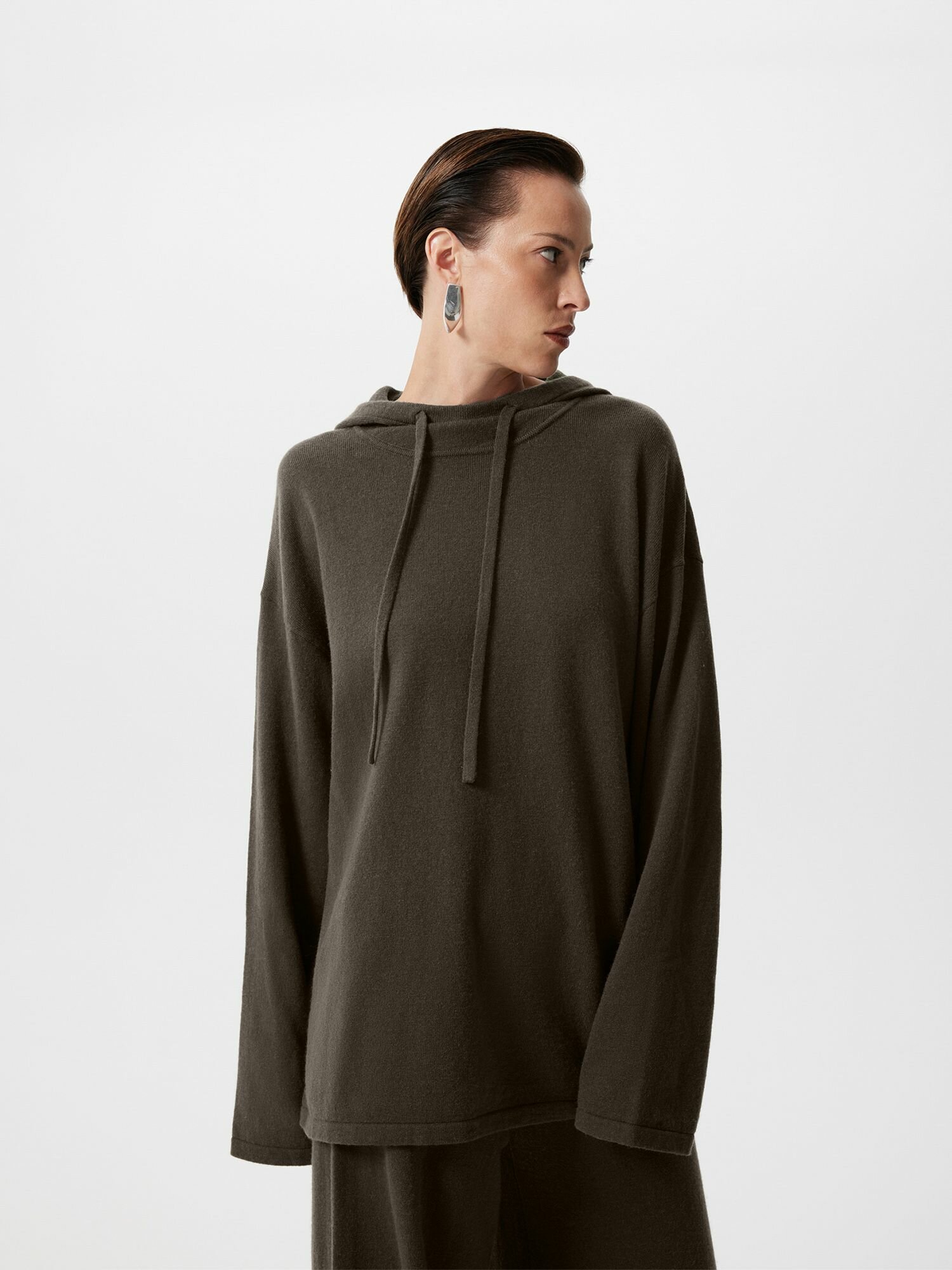 Толстовка спортивная