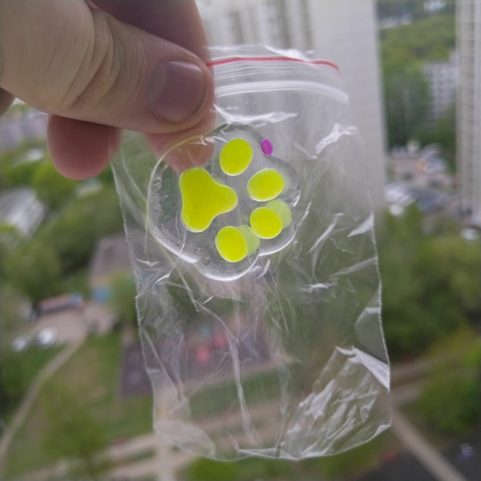 Лапка сквиш 9 см желтый