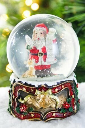 Снежный шар санта со списком желаний, полистоун, стекло, 9 см, Sigro 50-2051-2