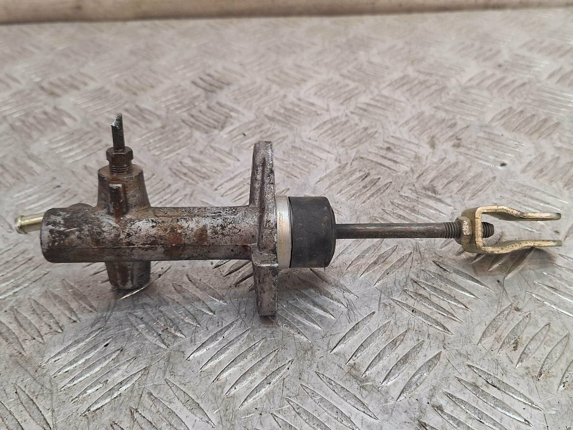 Цилиндр сцепления главный Daewoo Lanos T150 рест. 2004 96184063