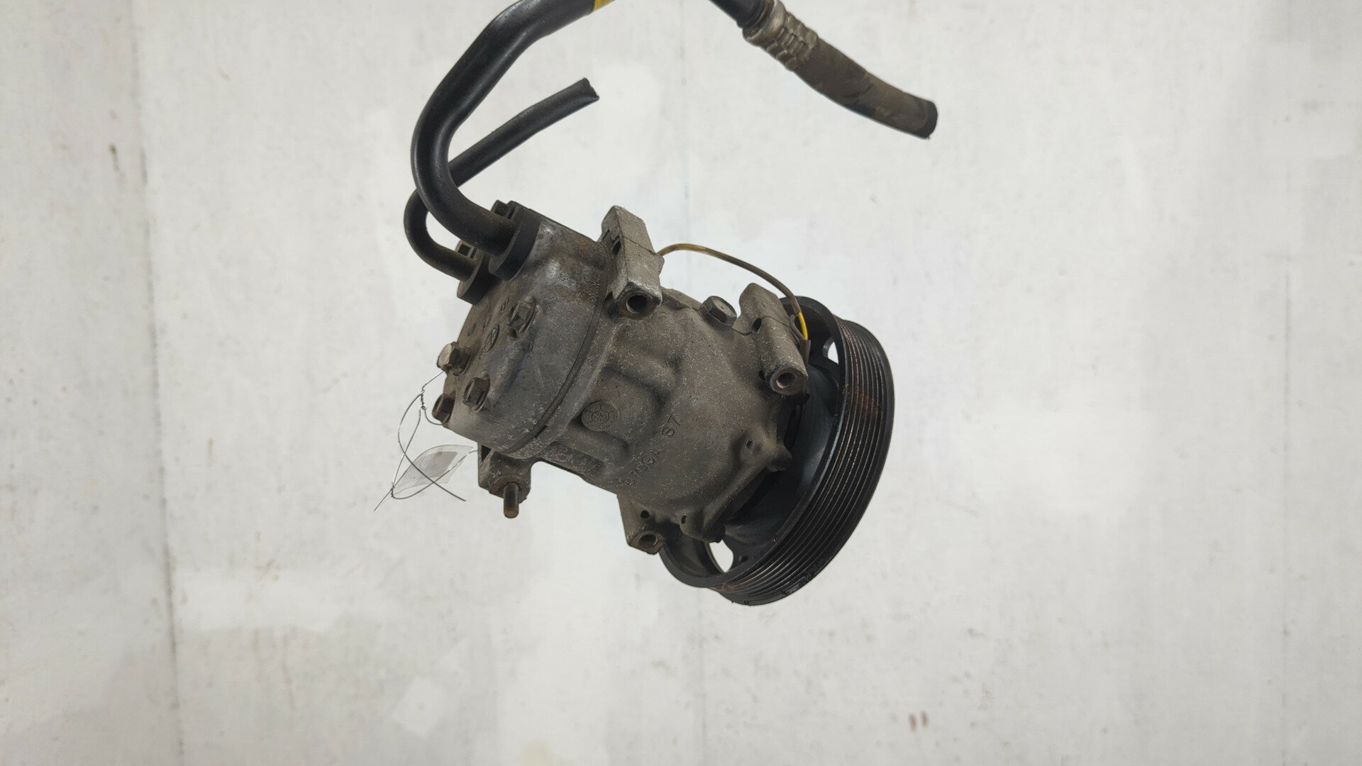 Компрессор кондиционера Renault T Б/У