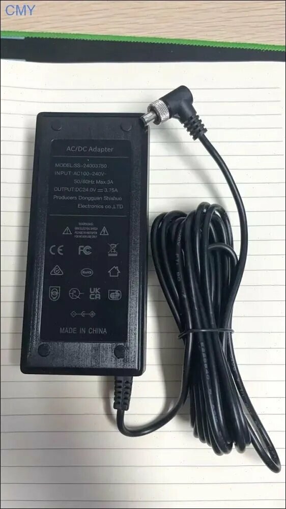 Аксессуар для робота-мойщика оконБлок питания для робота мойщика оконВходное напряжение 100-240