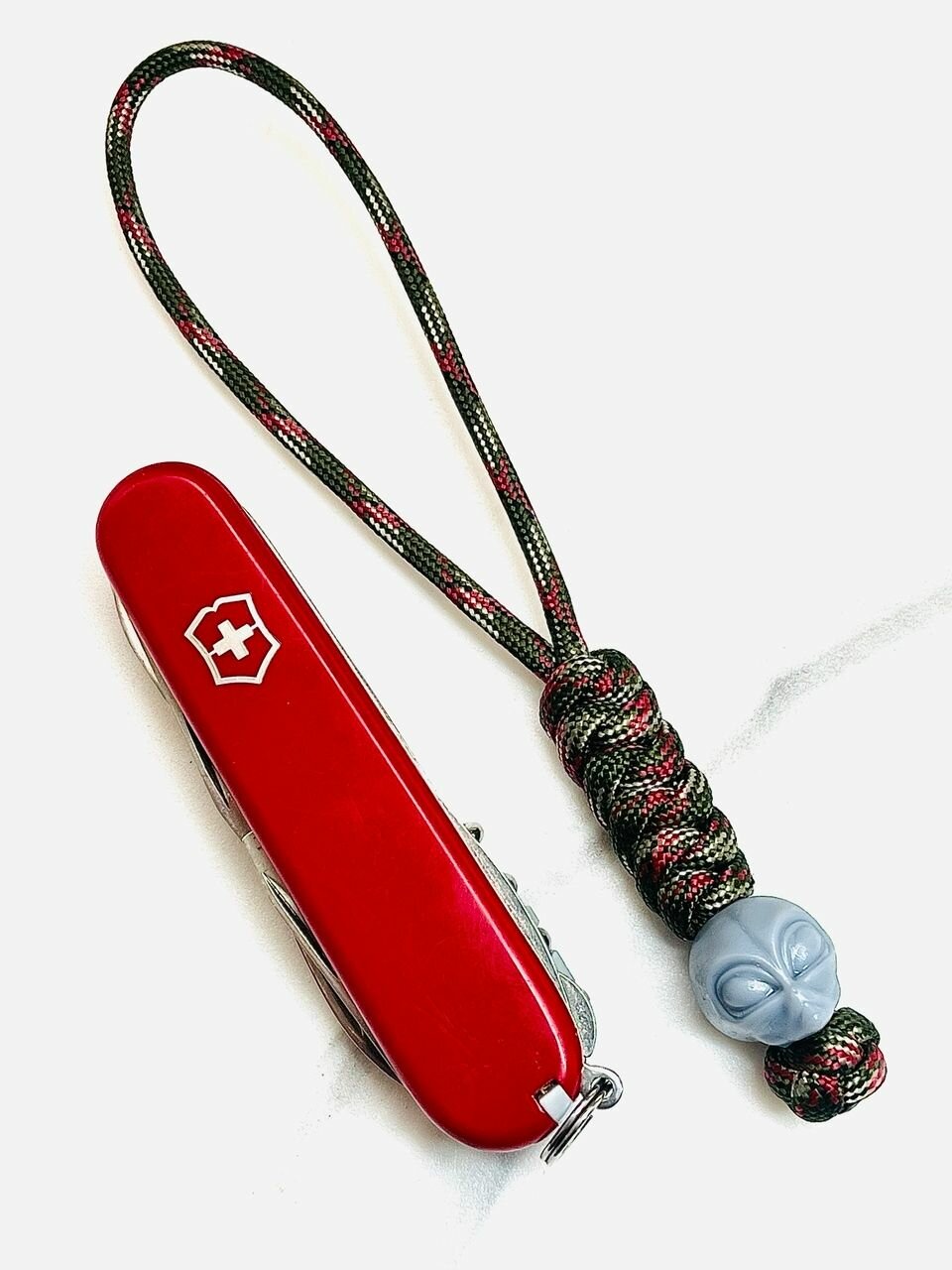 Темляк брелок для ножа "Пришелец"