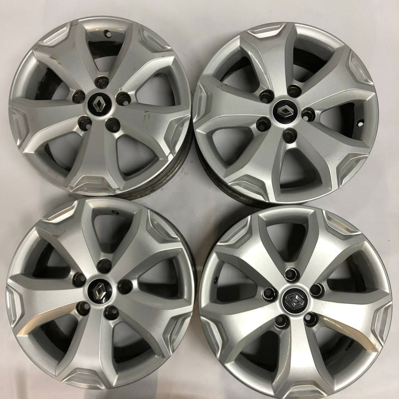 Колесные диски Renault 16x6.5 PCD 5x114.3 D66.1 ET50 (оригинал)