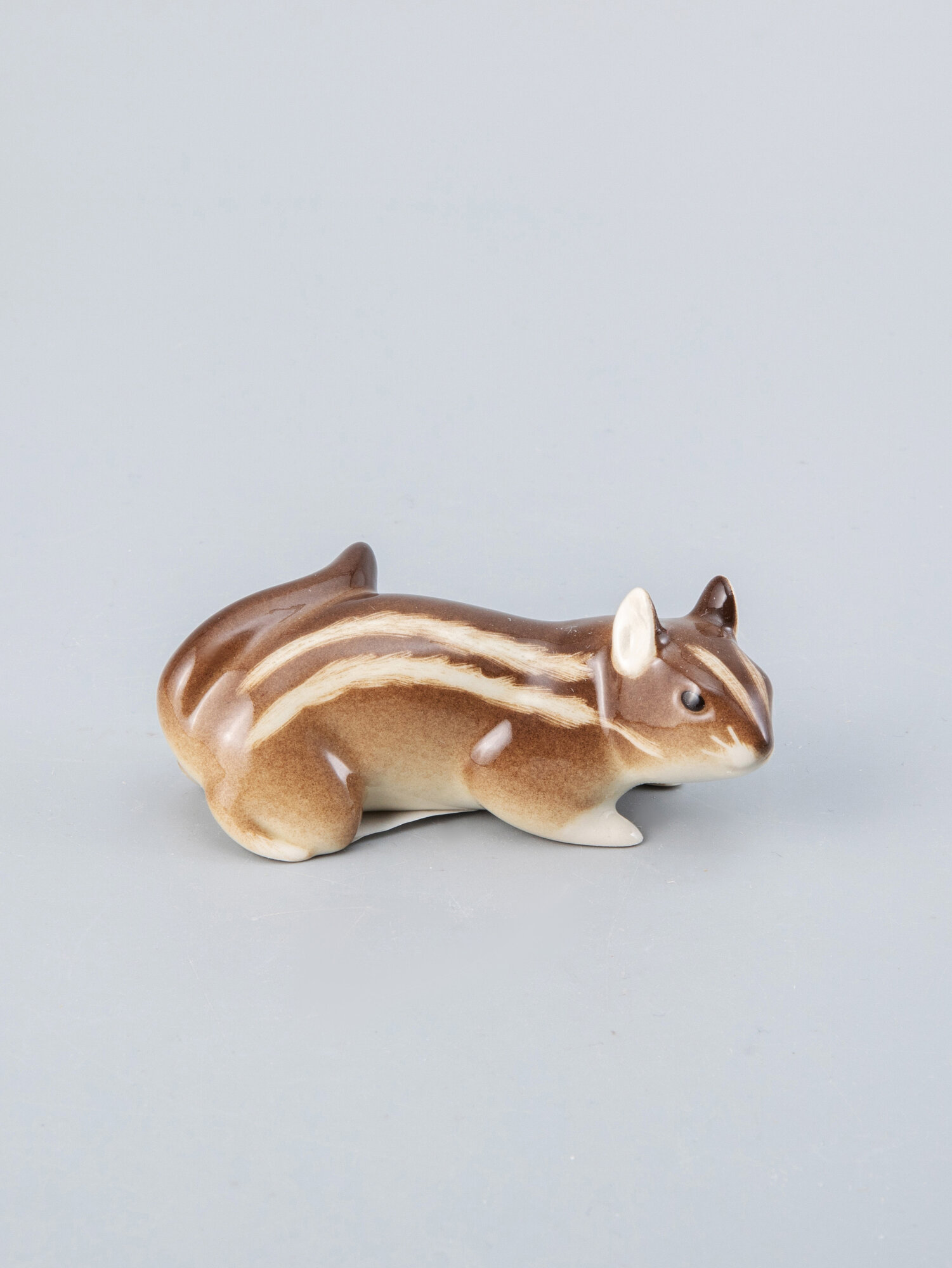 Фарфоровая статуэтка "Бурундучок №2", Императорский фарфоровый завод 7.8x3.7x3.5см