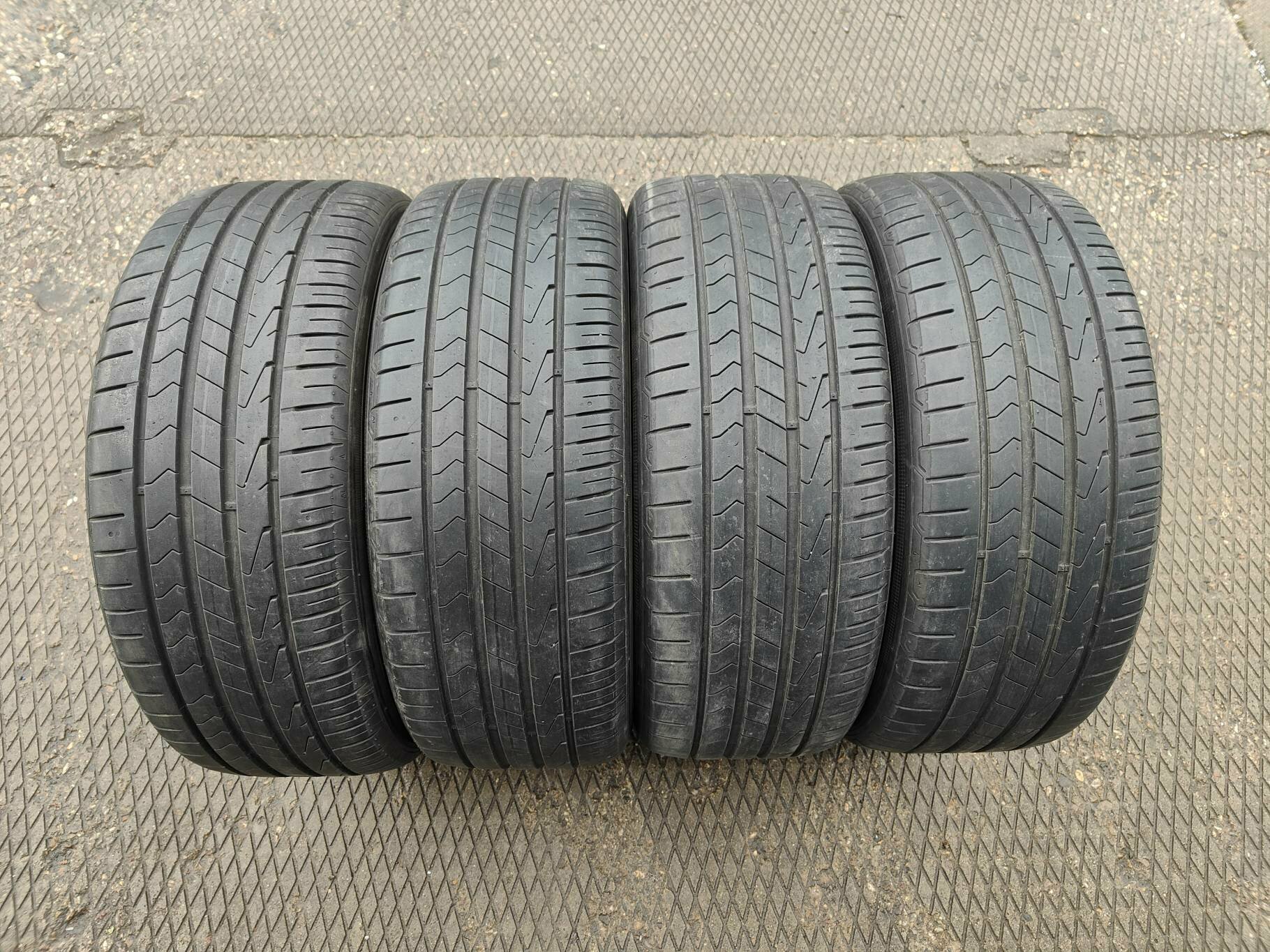 Шины Hankook Ventus Prime3 SUV K125A 225/55 R18 98V БУ Летние Износ 20% арт.52280