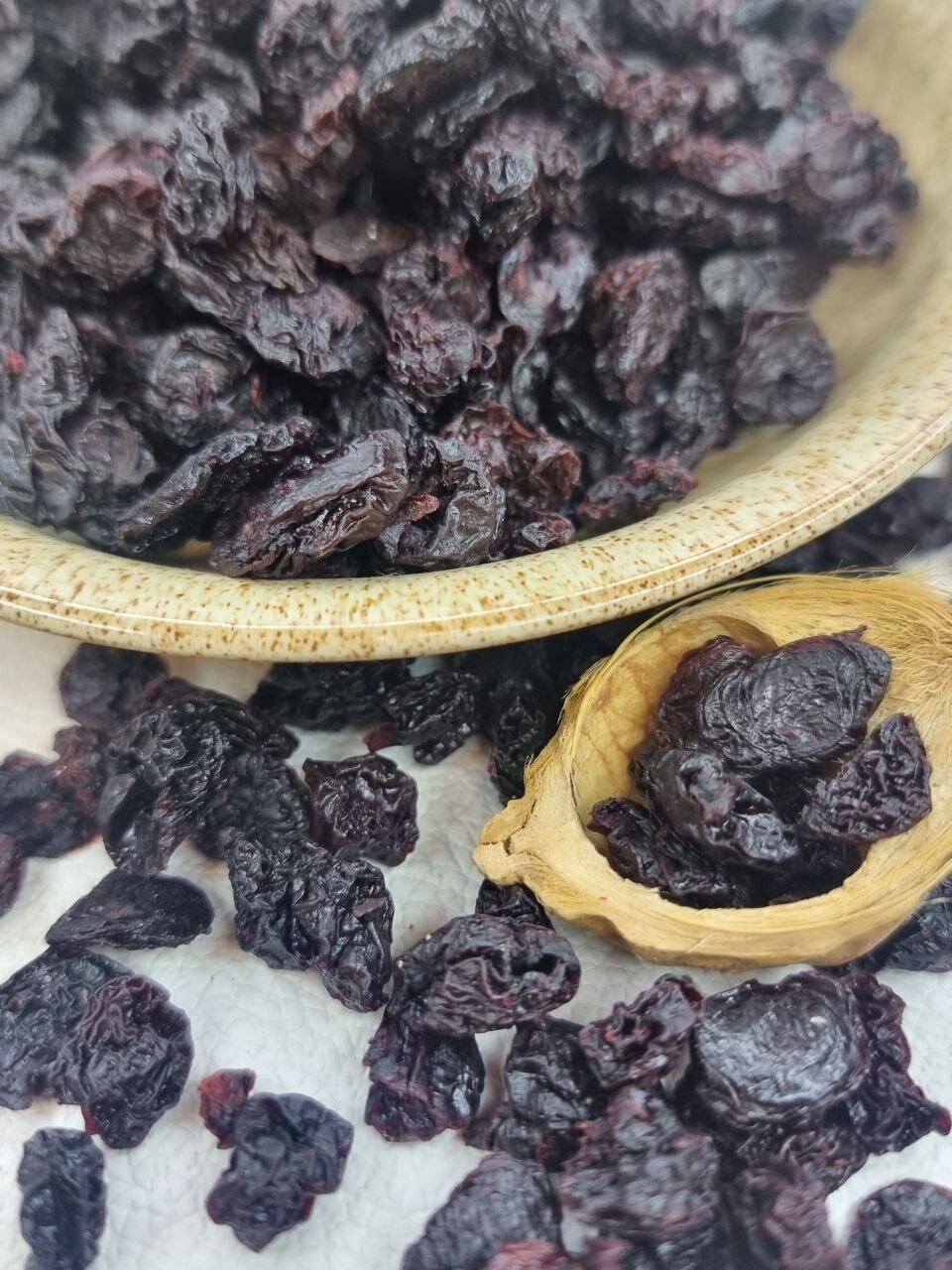 Дикая вишня вяленая