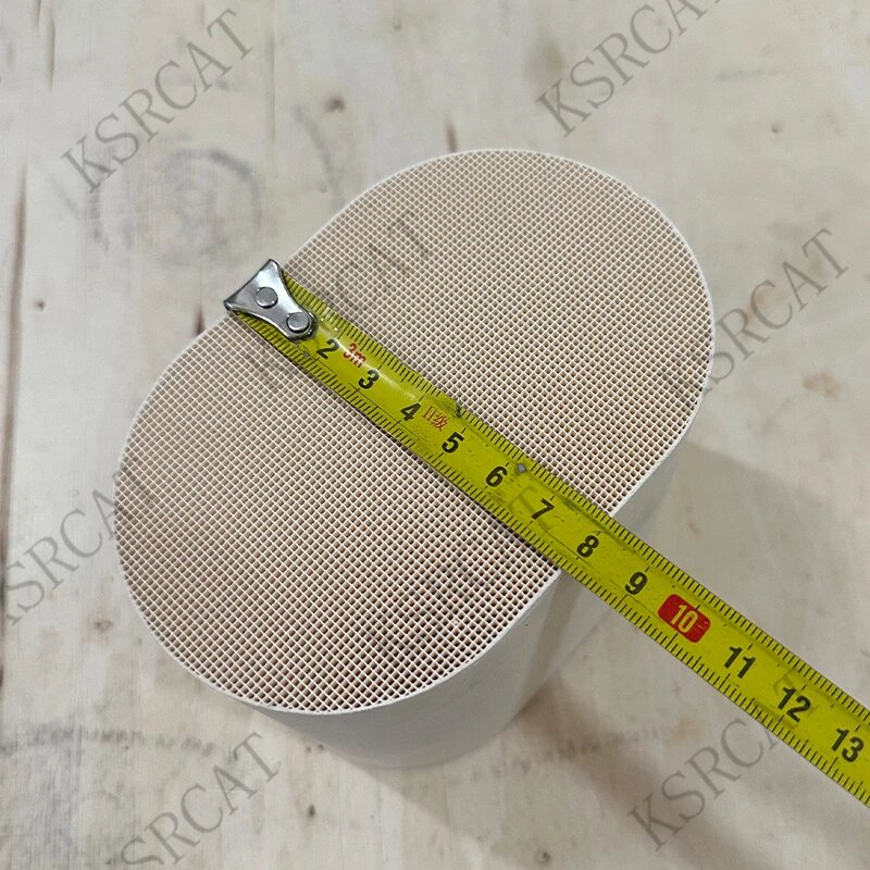 Евро 5, 400 cpsi, 101*110 мм, каталитический нейтрализатор с высоким движением, универсальный керамический сотовый катализатор с металлическим вкладышем